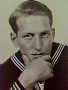 VANDERNEUT-ROBERT | The United States Navy Memorial