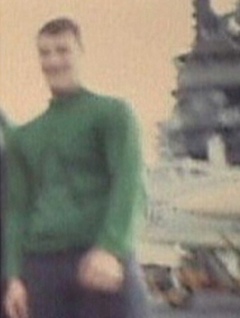 VELASQUEZ-ROBERT | The United States Navy Memorial